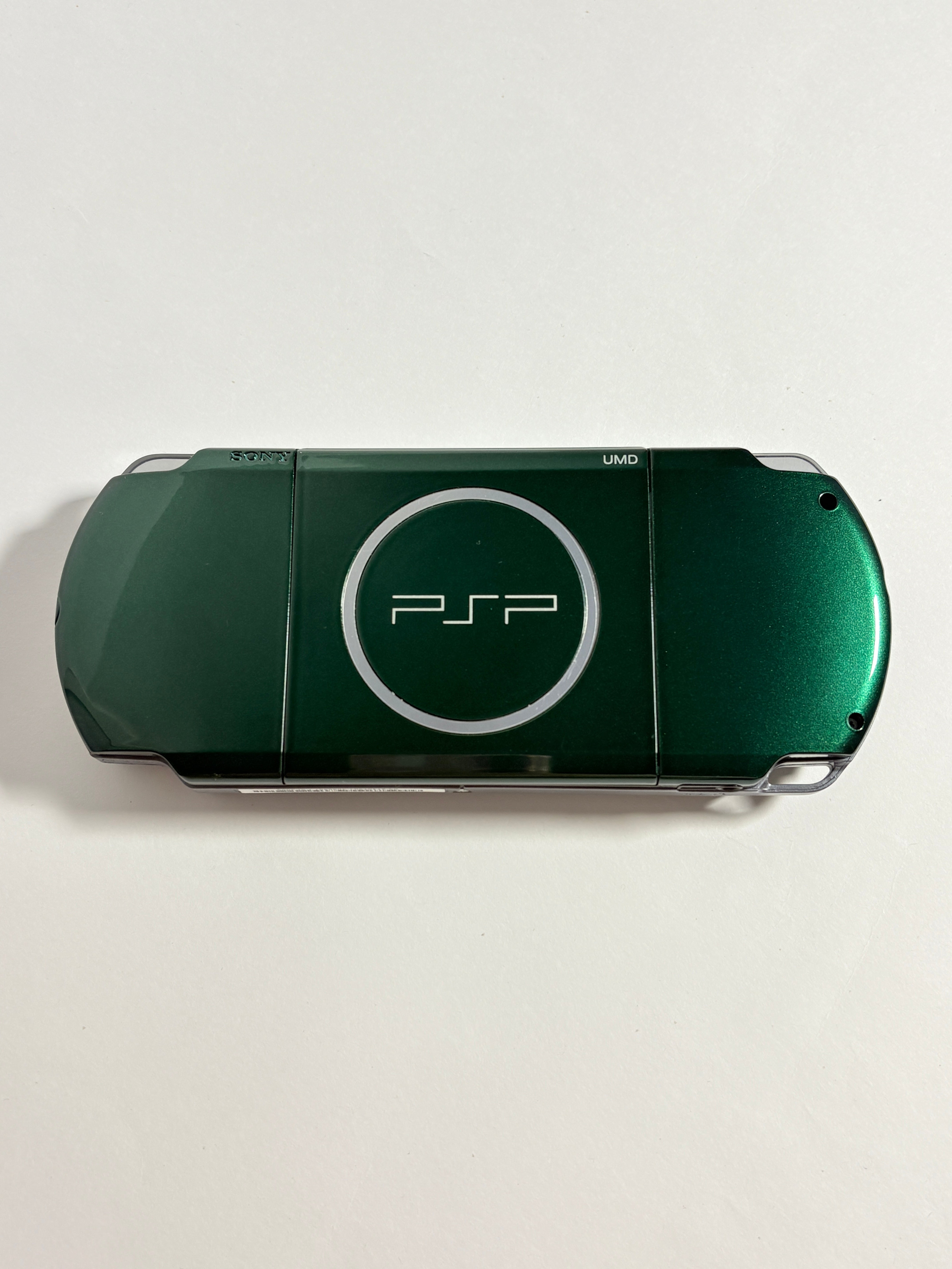 PSP 3000 - Spirited Green – pixelmods